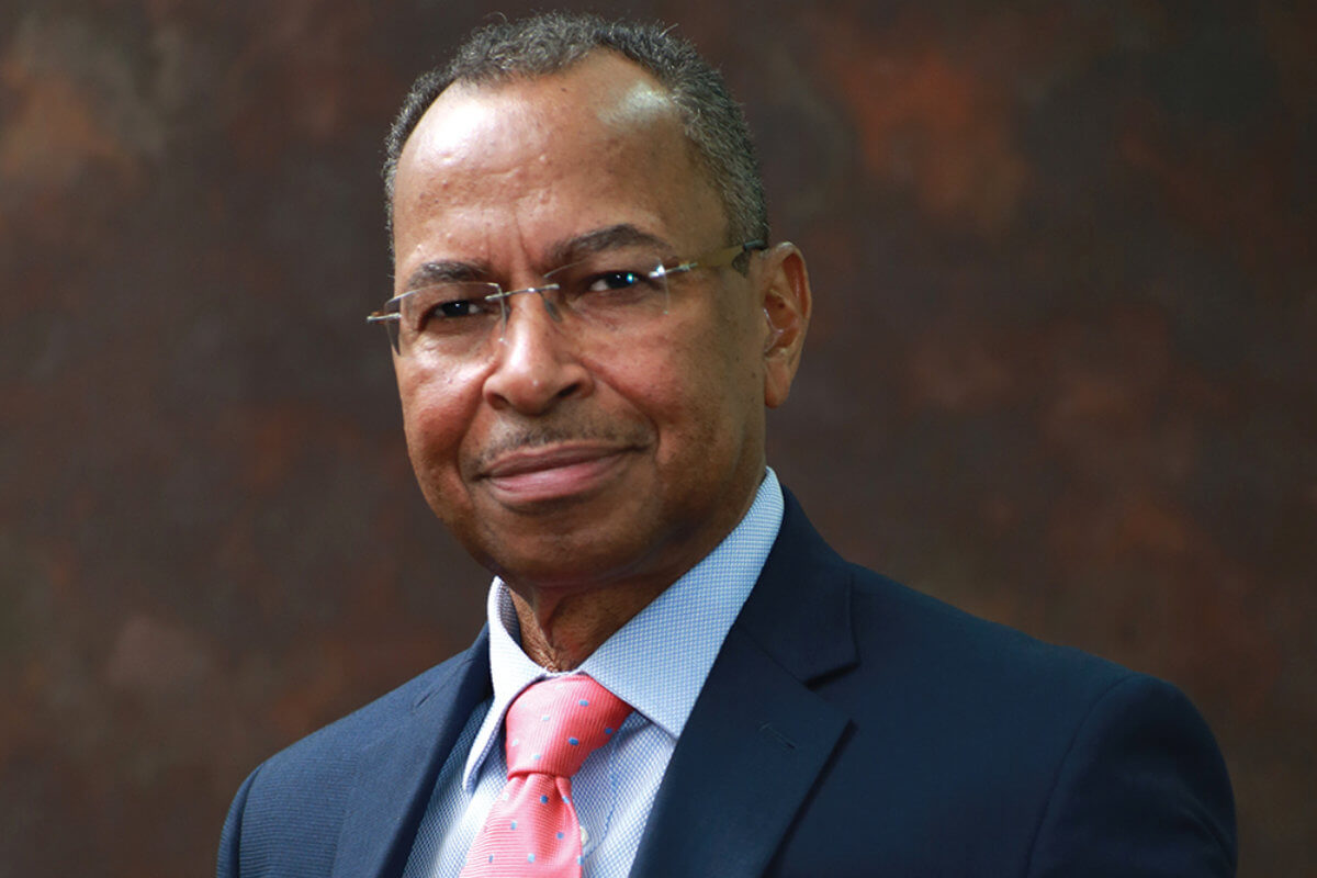 Exceptional International Achievement University of Illinois Alumni ...