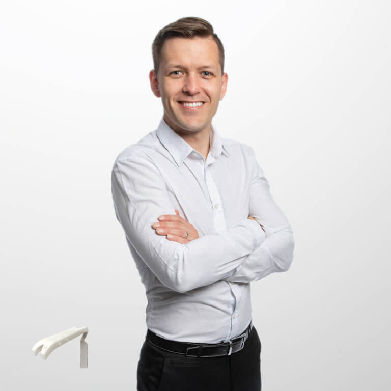 FIRST CLASS University of Illinois Alumni Association