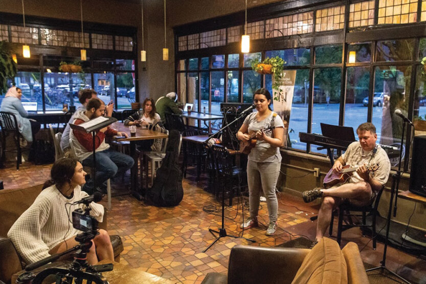 Hangouts University of Illinois Alumni Association